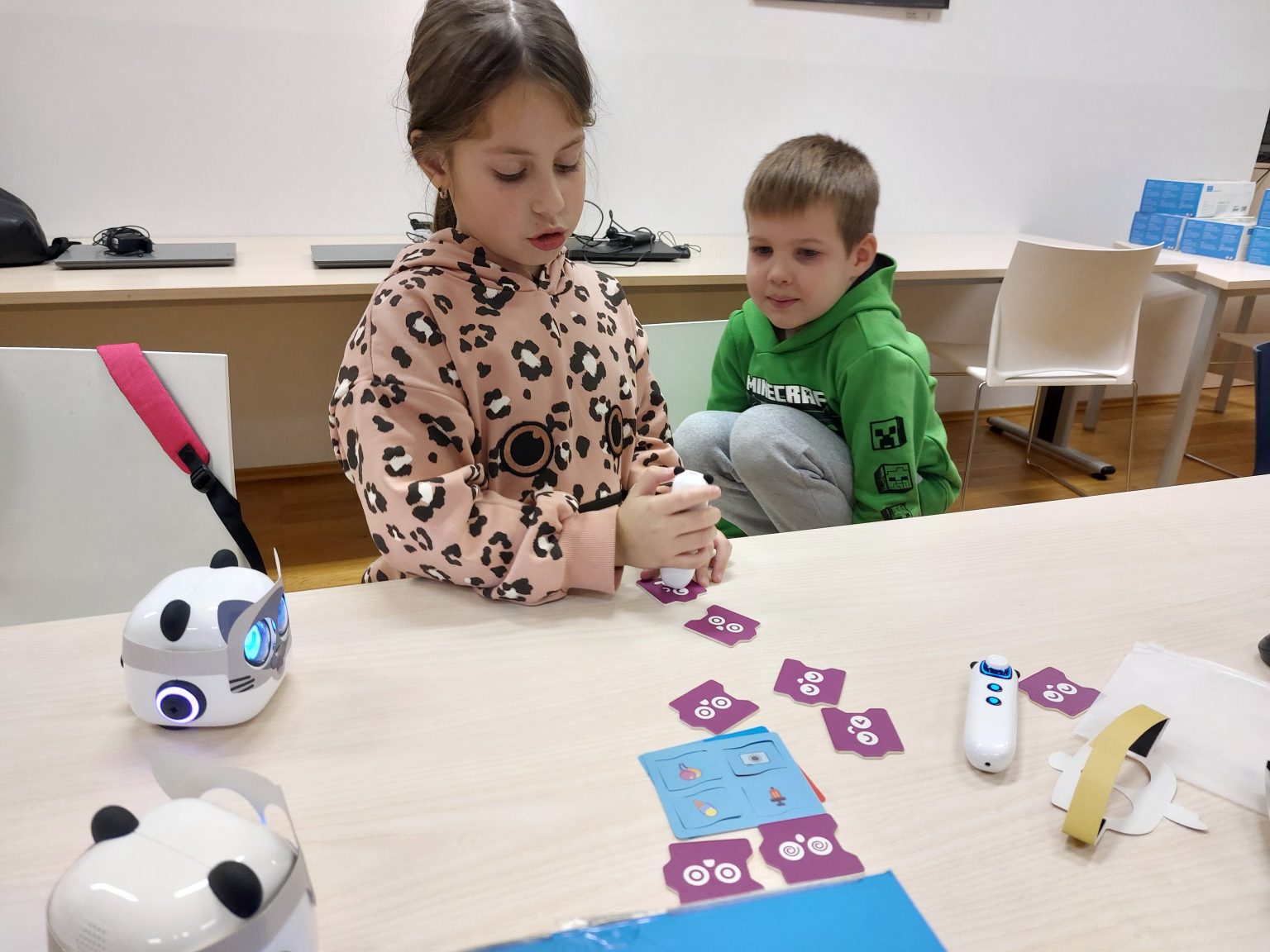 Robotika za predškolce i prvašiće: Mtiny i Code&Go Robot Mouse pokreću ...